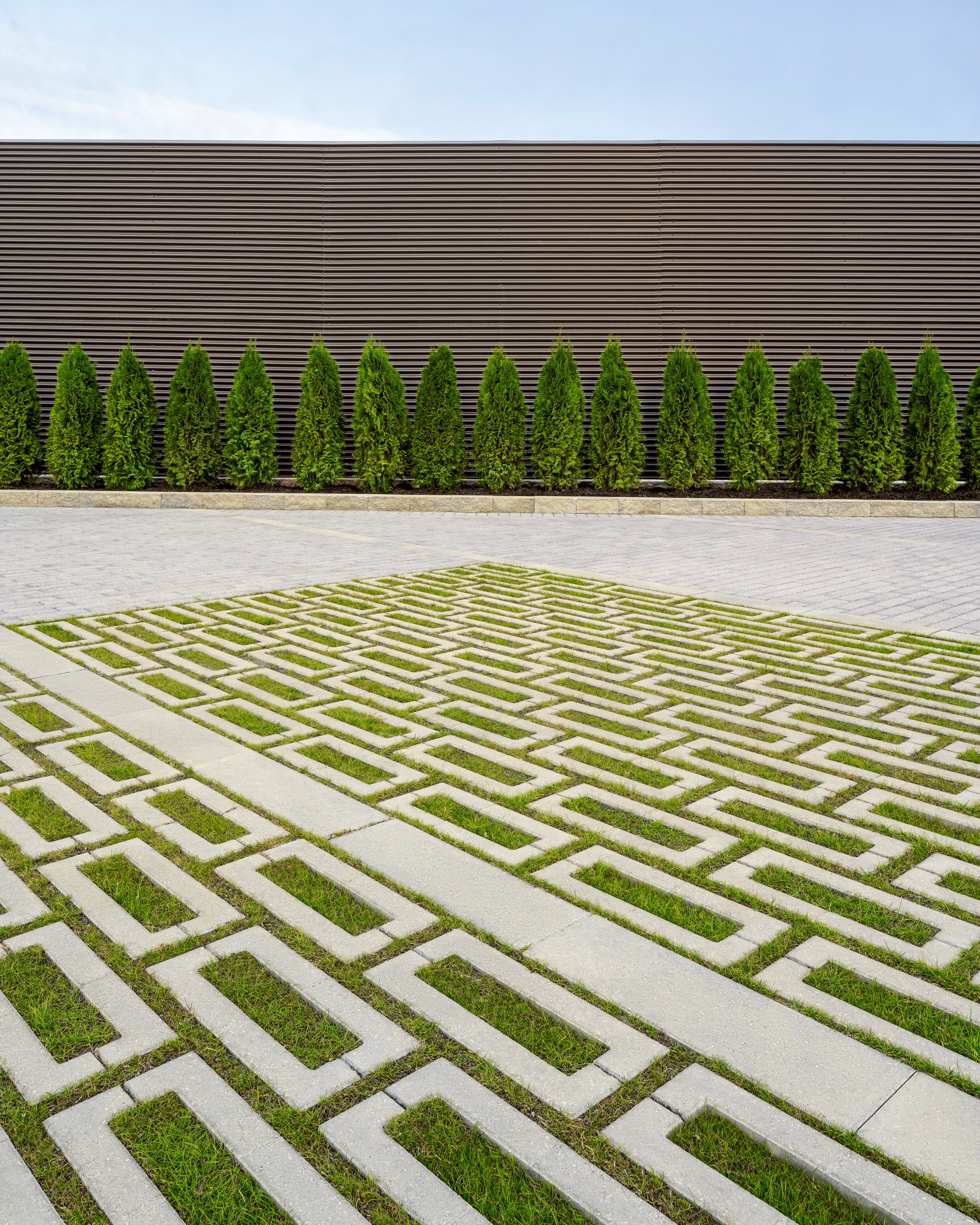 Choosing Landscaping to Complement Your Commercial Building
